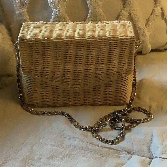 Zara | Bags | Zara Straw Chain Shoulder Bag | Poshmark